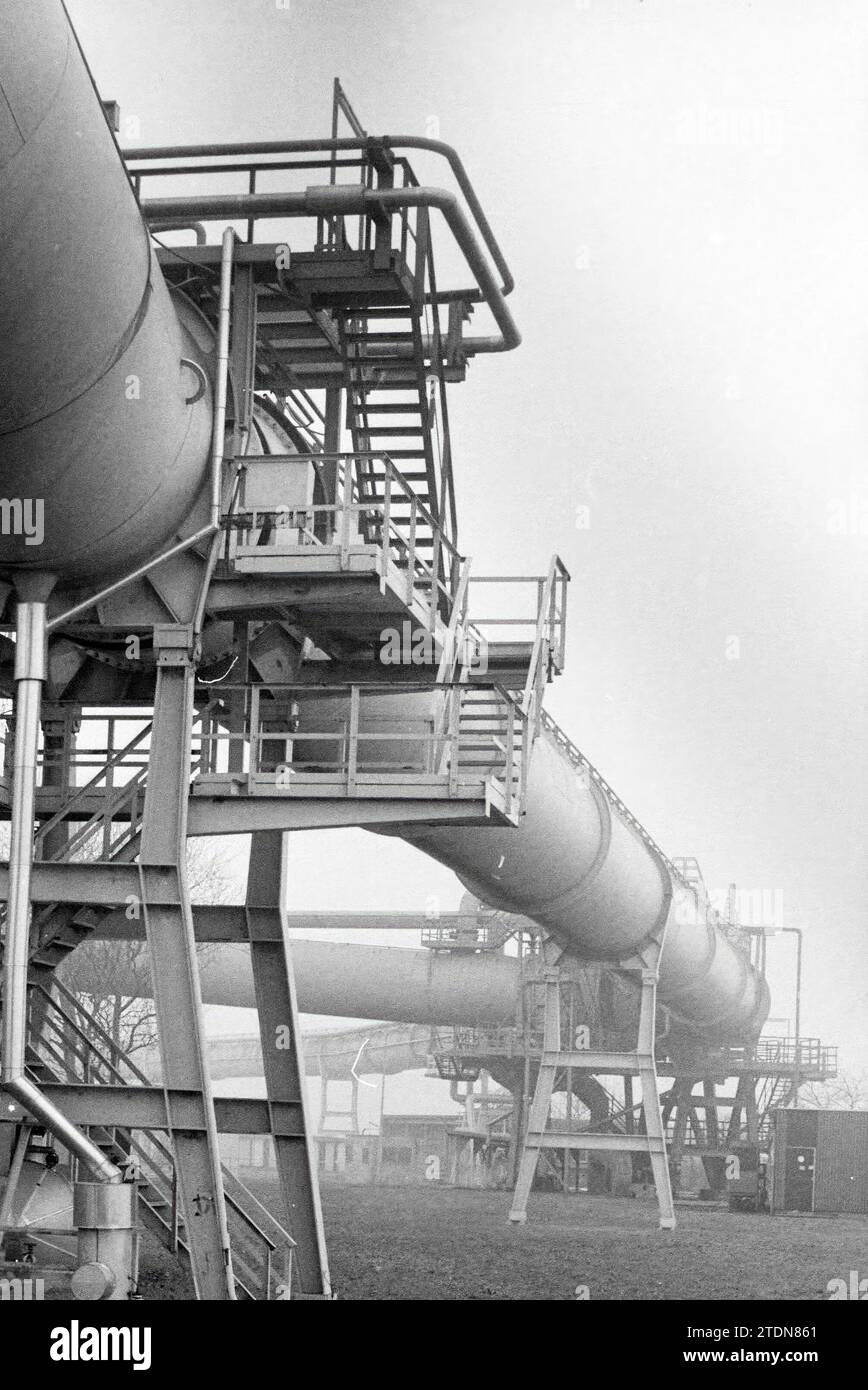 Shelter installation. lead sludge, blast furnaces, 20-02-1991, Whizgle ...