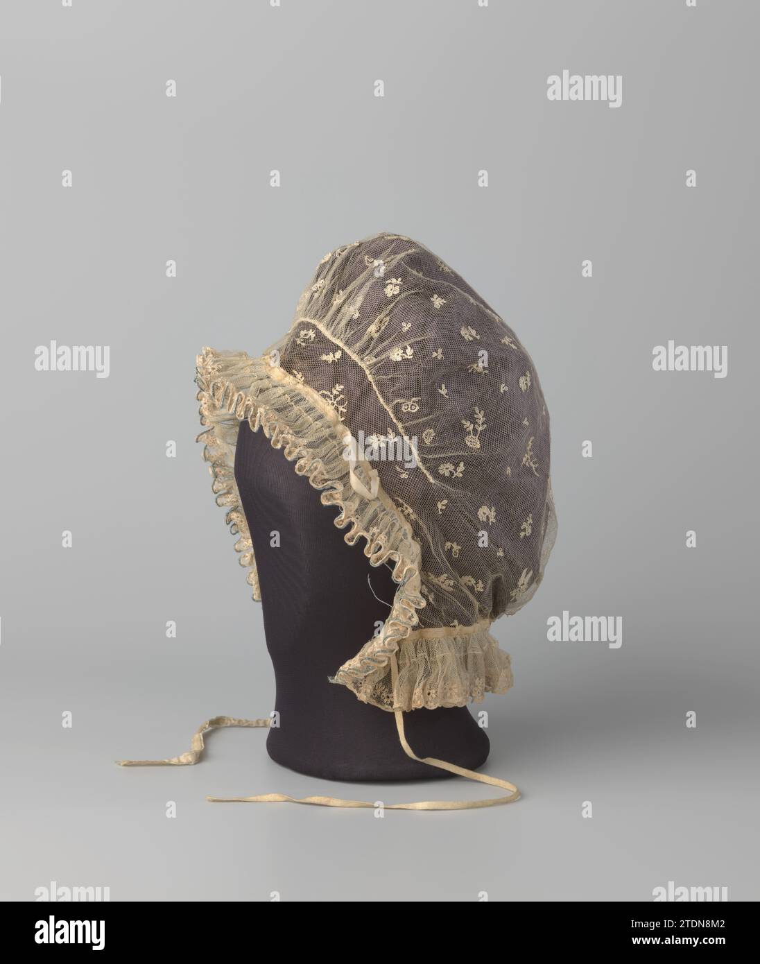 Fephery hat from application side, anonymous, c. 1825 Freeps hat of ...