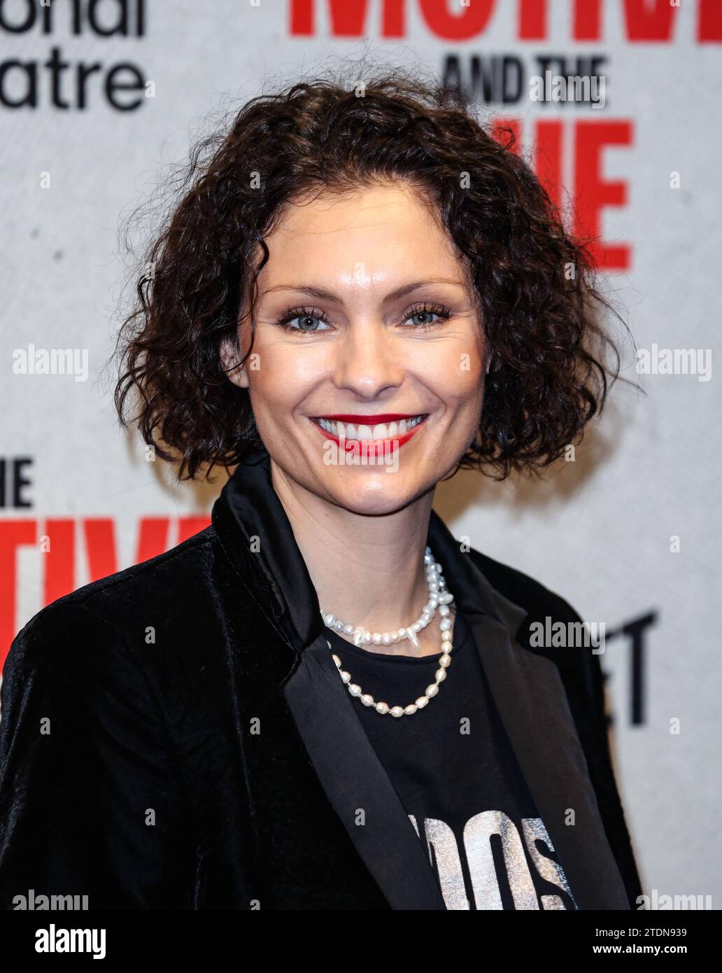 Motive and the cue hi-res stock photography and images - Alamy