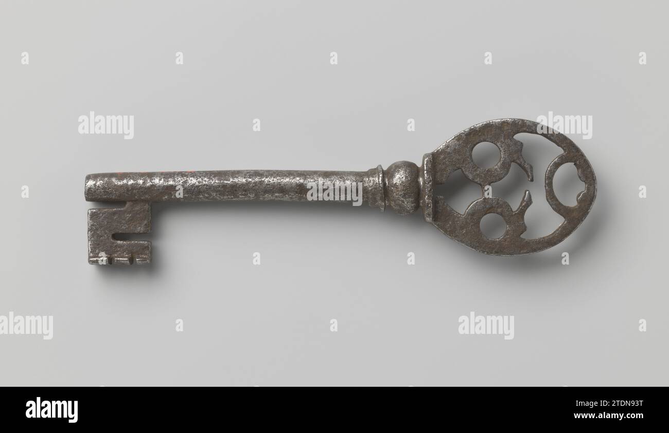 Pipe key, c. 1500 - c. 1600 Pipe key with flat, openwork, oval handle ...