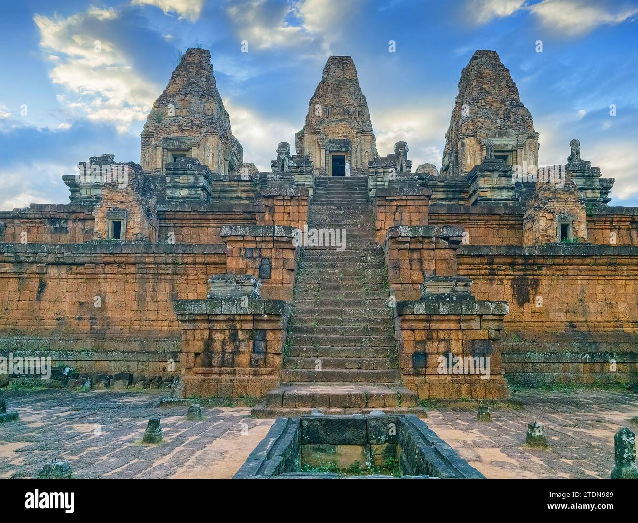 Pre khmer civilization hi-res stock photography and images - Alamy