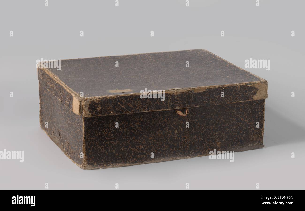 Box with lid of cardboard with label on which is written, among other ...