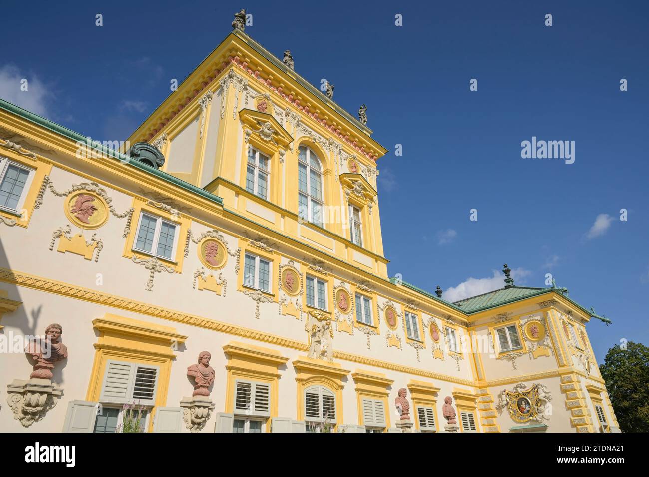 Schloss wilanow hi-res stock photography and images - Alamy