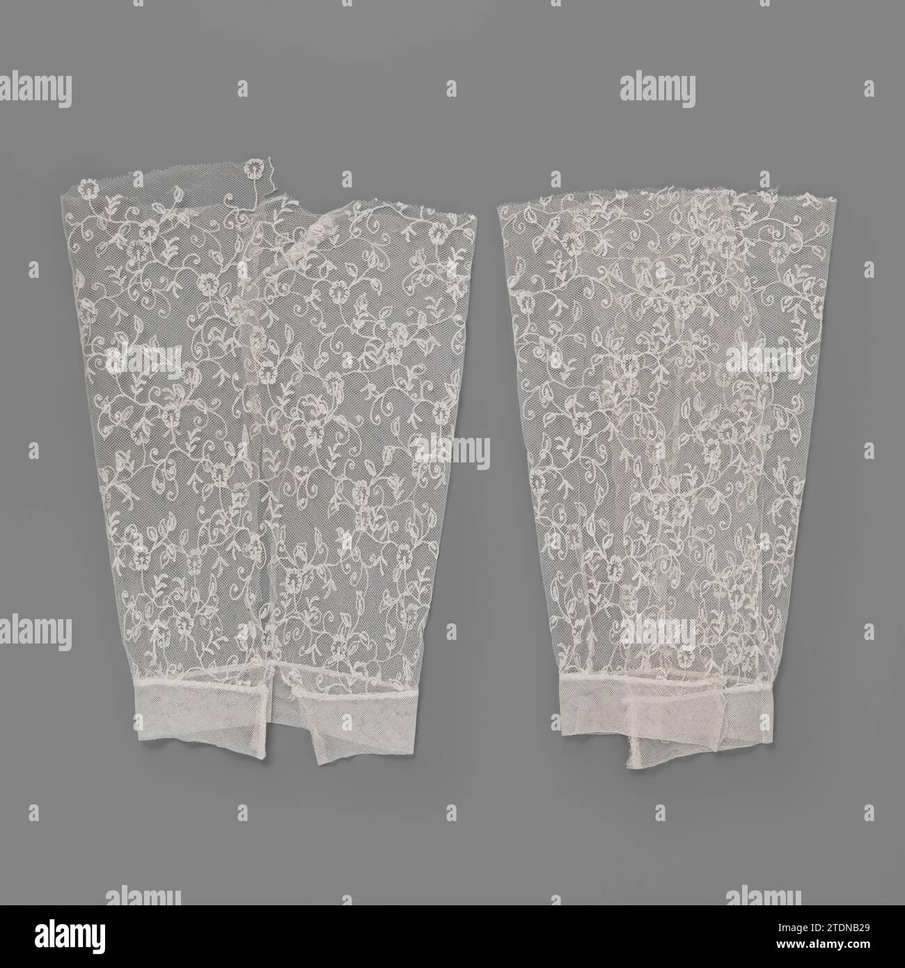 Tulle sub -sleek with tamered flower vines, anonymous, c. 1860 Under ...