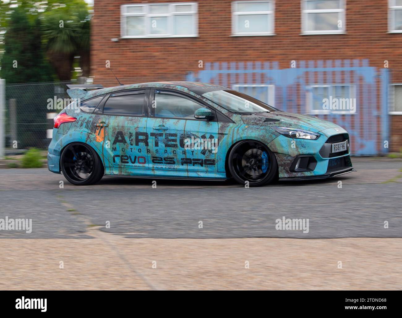 Mk3 Ford Focus RS performance car, modified and wrapped by Airtek Stock ...