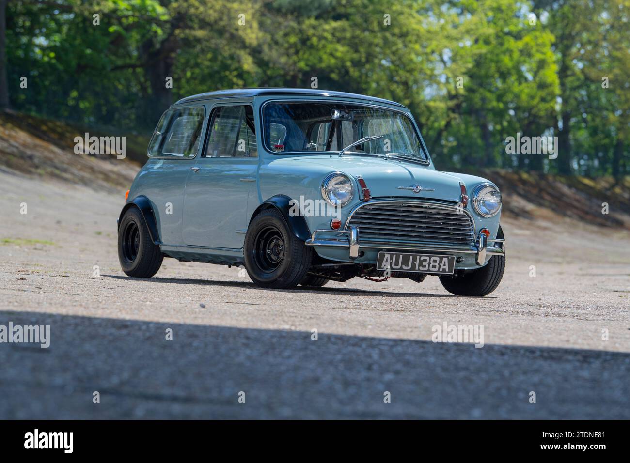 1963 Mk1 Morris Mini Minor with a turbo conversion hidden under the ...