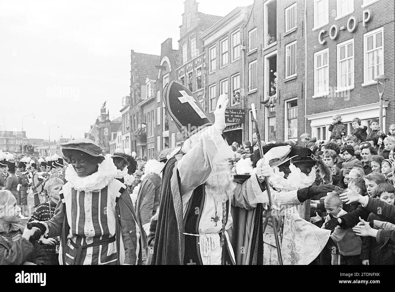St. Nicholas entry into Haarlem, St. Nicholas, Sinterklaas, 18-11-1964, Whizgle News from the ...