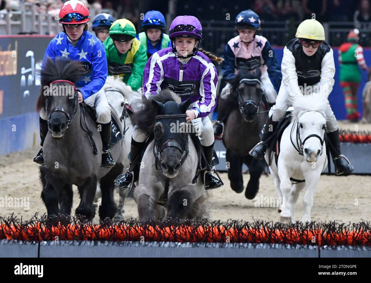 National credit hi-res stock photography and images - Alamy