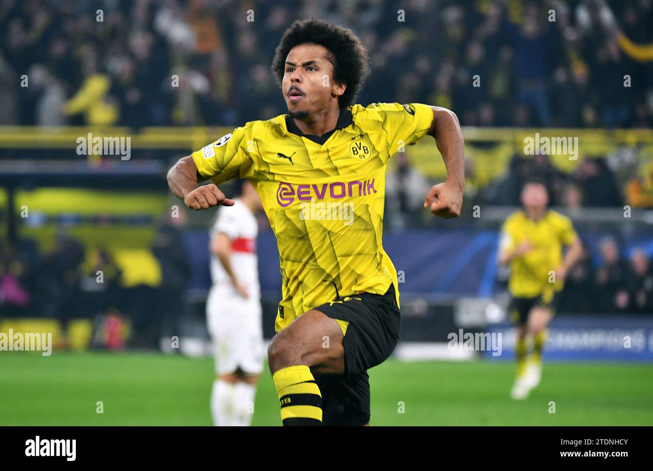 Champions League, Signal Iduna Park Dortmund: Borussia Dortmund vs ...