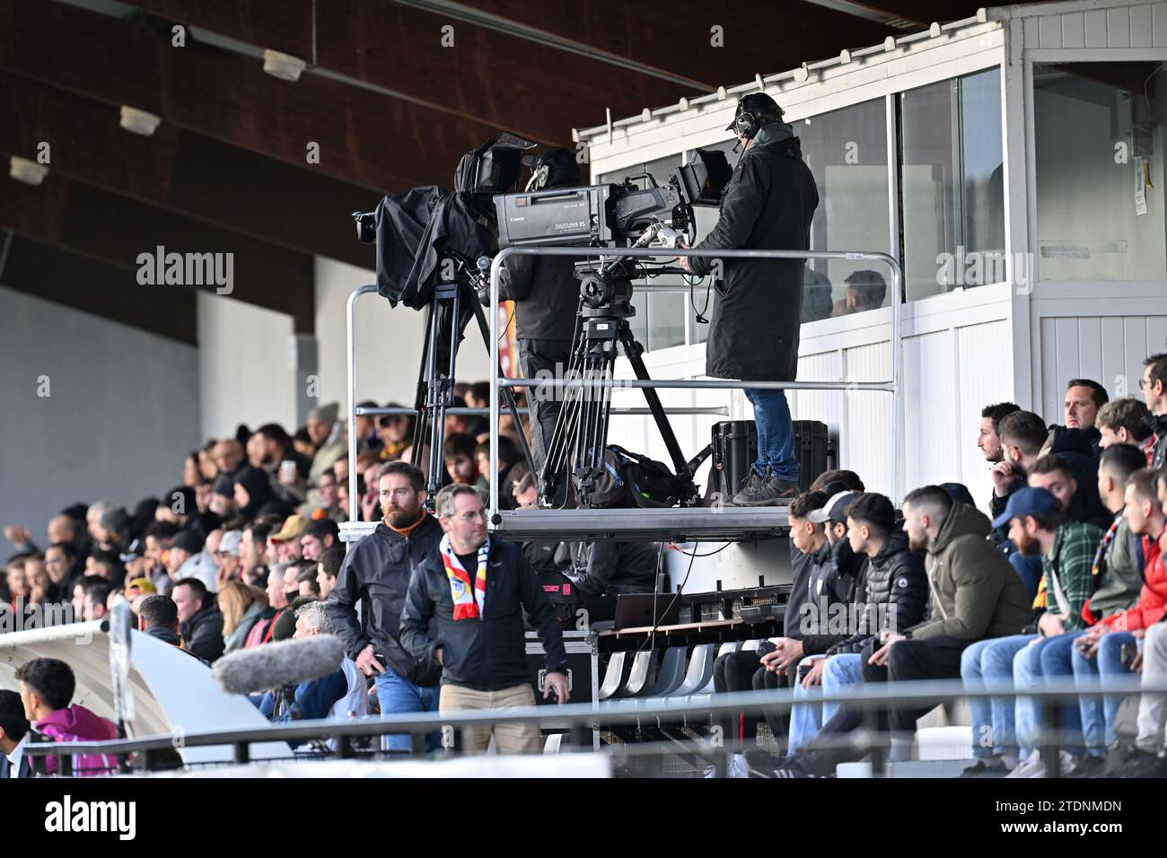 illustration picture showing the TV Camera with cameraman filming ...
