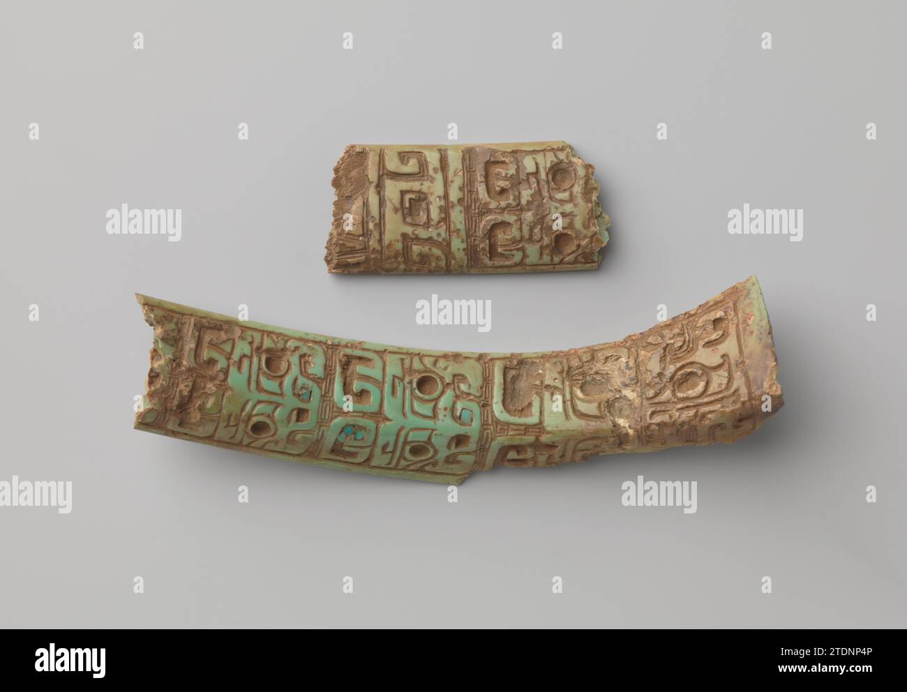 Taotie masks hi-res stock photography and images - Alamy