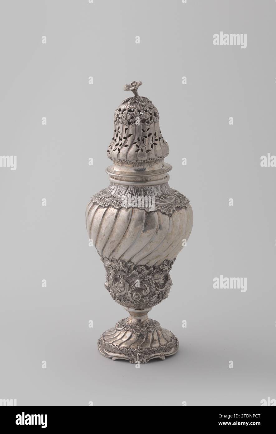 Inverted pear shape hi-res stock photography and images - Alamy