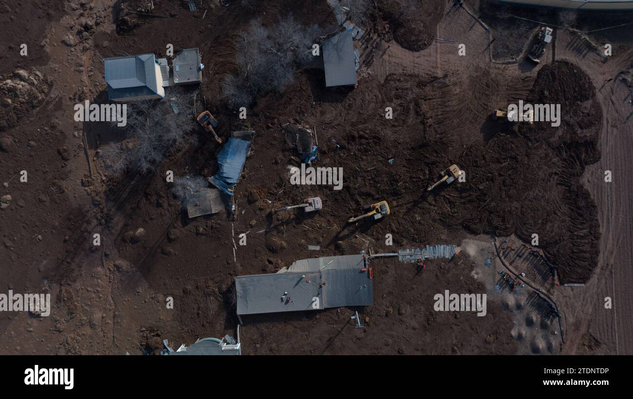 (231219) -- MINHE, Dec. 19, 2023 (Xinhua) -- This aerial photo shows ...