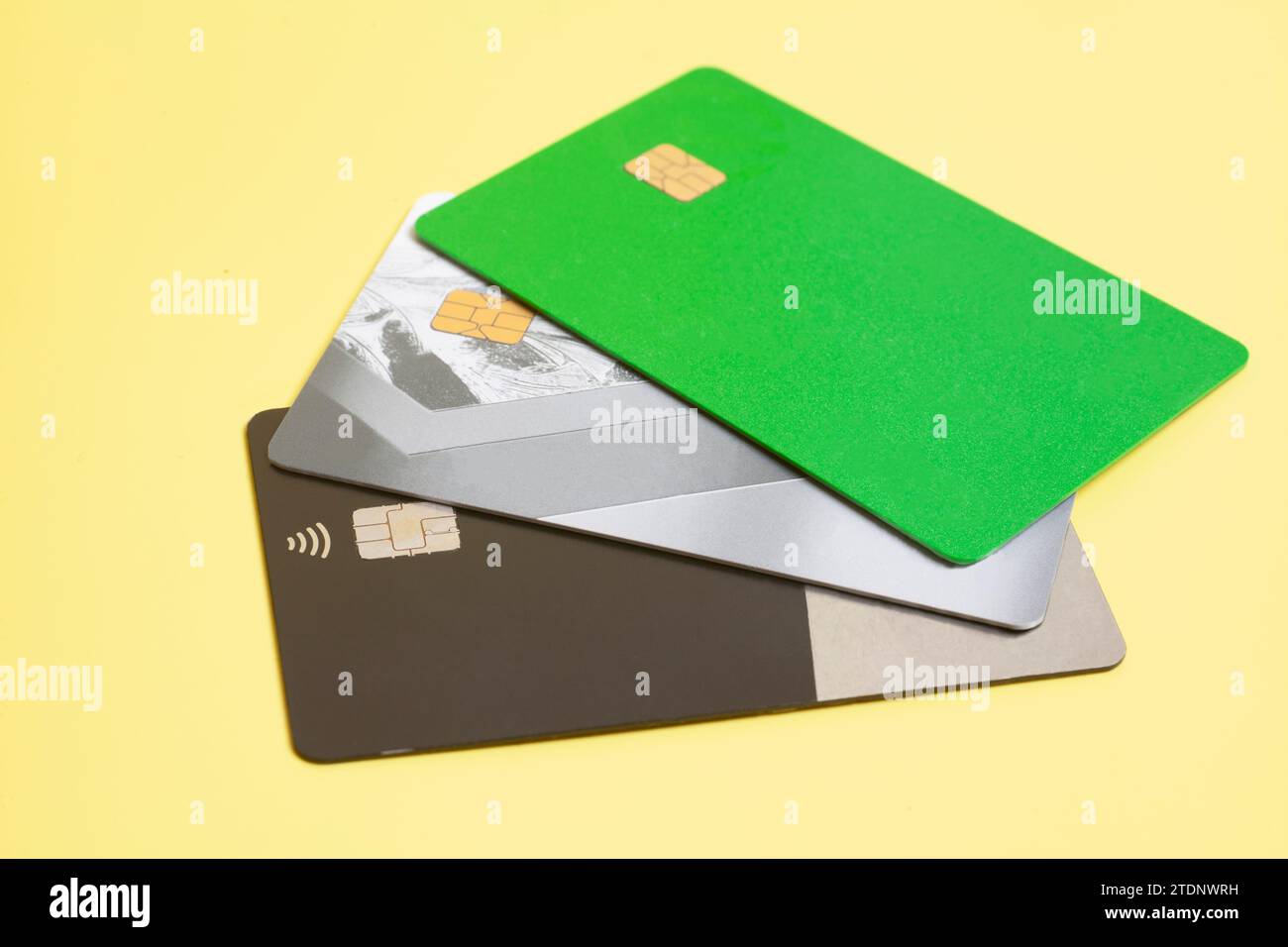 Green cardholder hi-res stock photography and images - Alamy