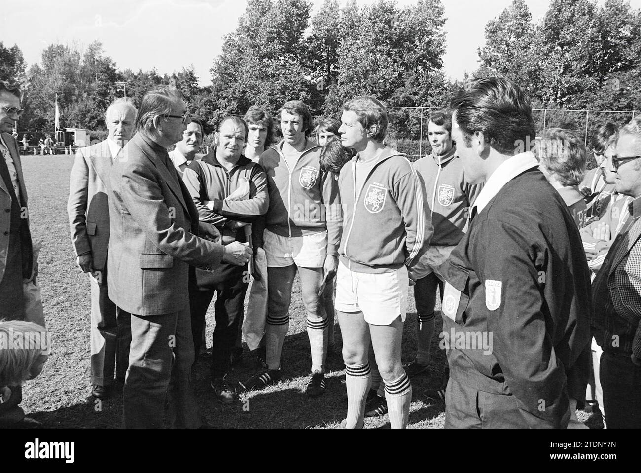 20 09 1975 hi-res stock photography and images - Alamy