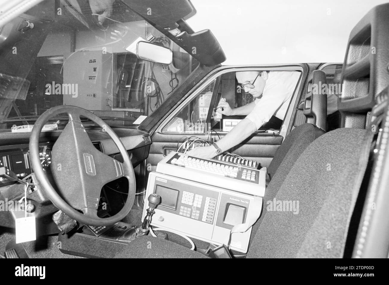 TNO Delft, Research, Delft, 29-06-1983, Whizgle News from the Past ...