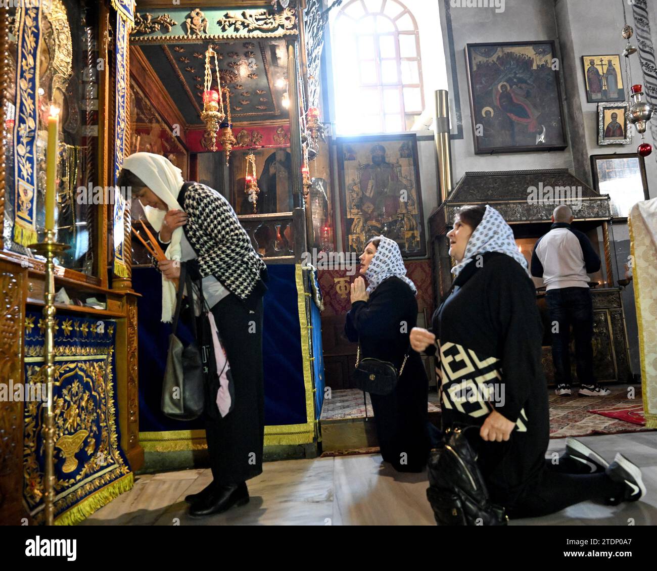 Christian pilgrims christmas tree hi-res stock photography and images ...