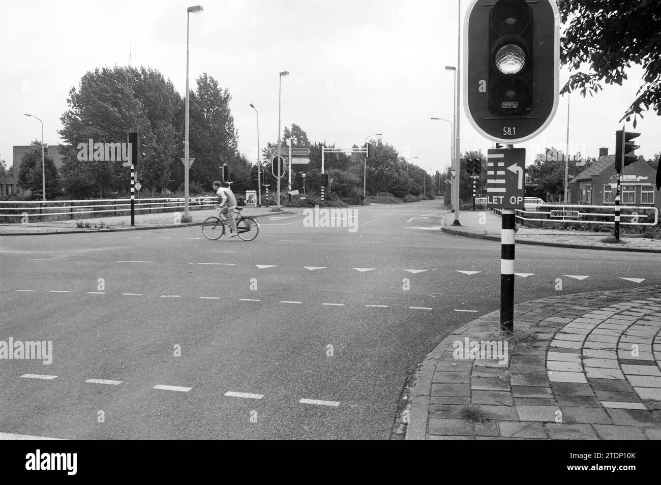 Intersection Pabstlaan/Hoofdweg, Roads, road construction, road ...