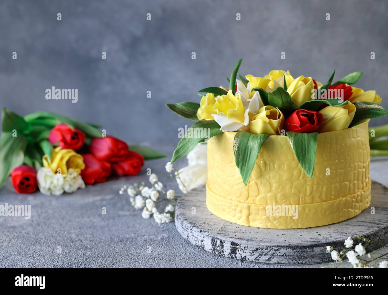 festival cake with spring decor and flowers Stock Photo - Alamy