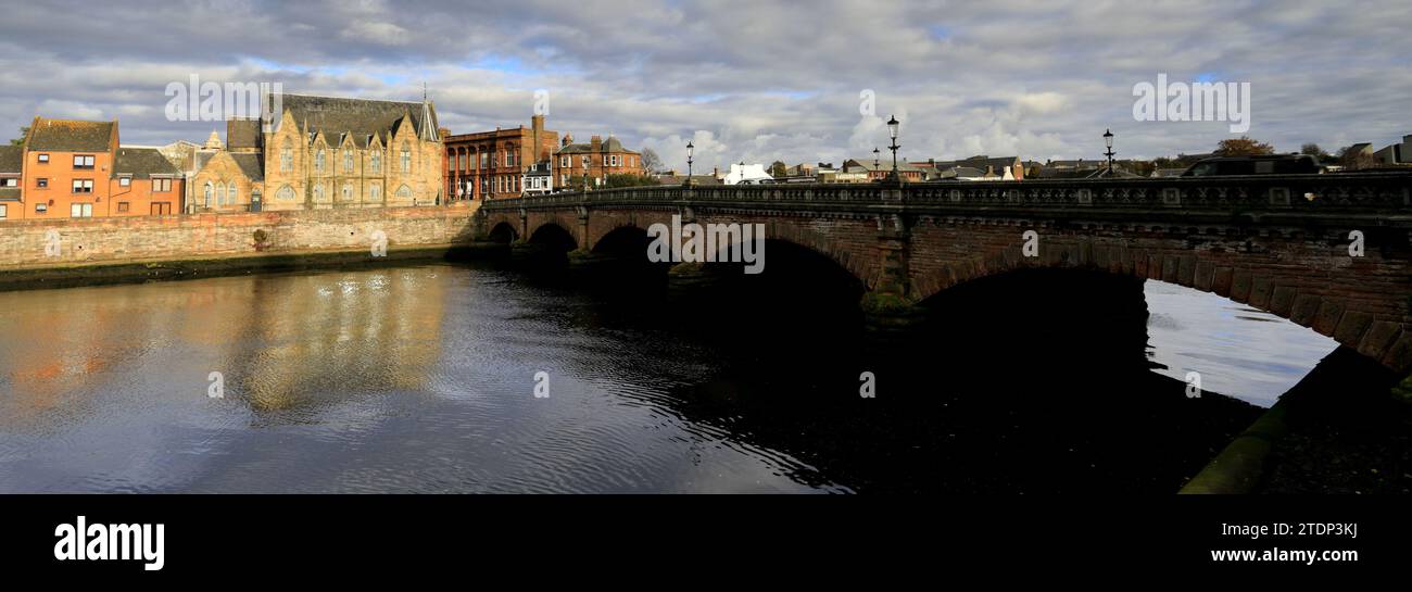 View of the New Bridge over the river Ayr, Ayr town, South Ayrshire ...