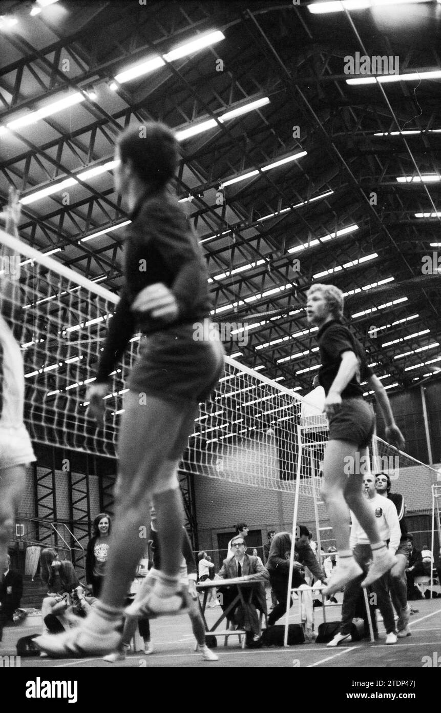 Ovra volleyball hi-res stock photography and images - Alamy