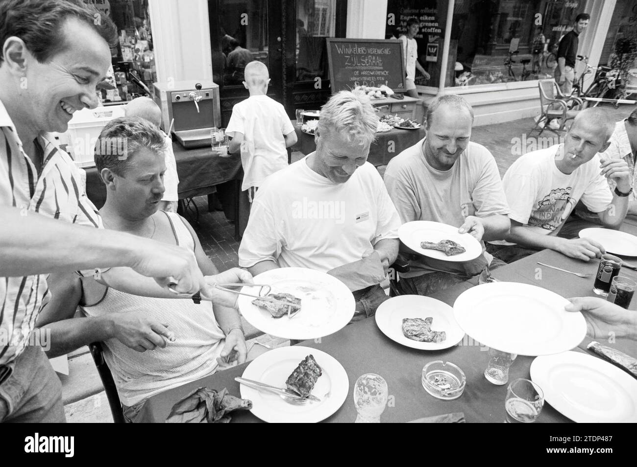 Bbq pavers hi-res stock photography and images - Alamy