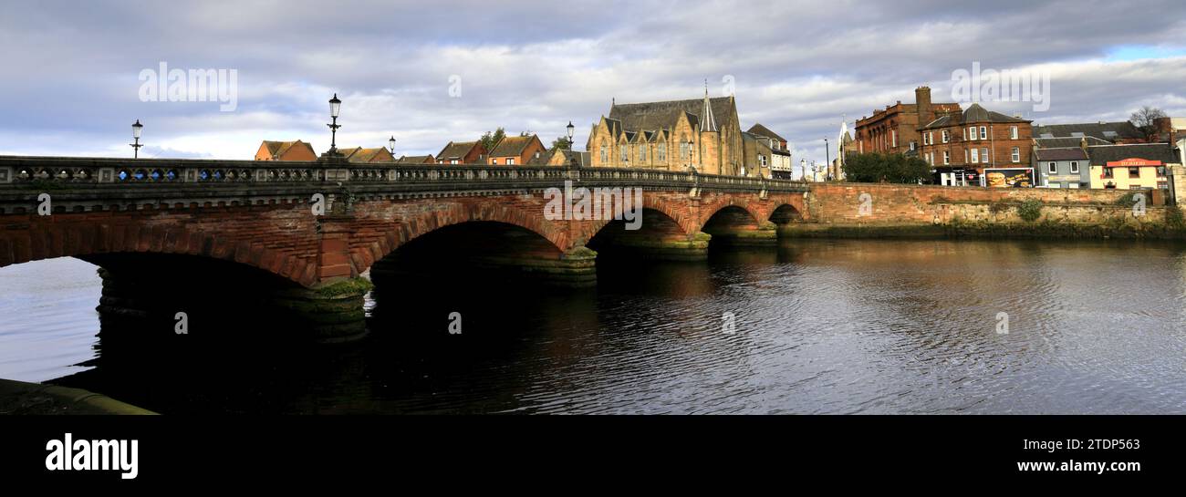 View of the New Bridge over the river Ayr, Ayr town, South Ayrshire ...