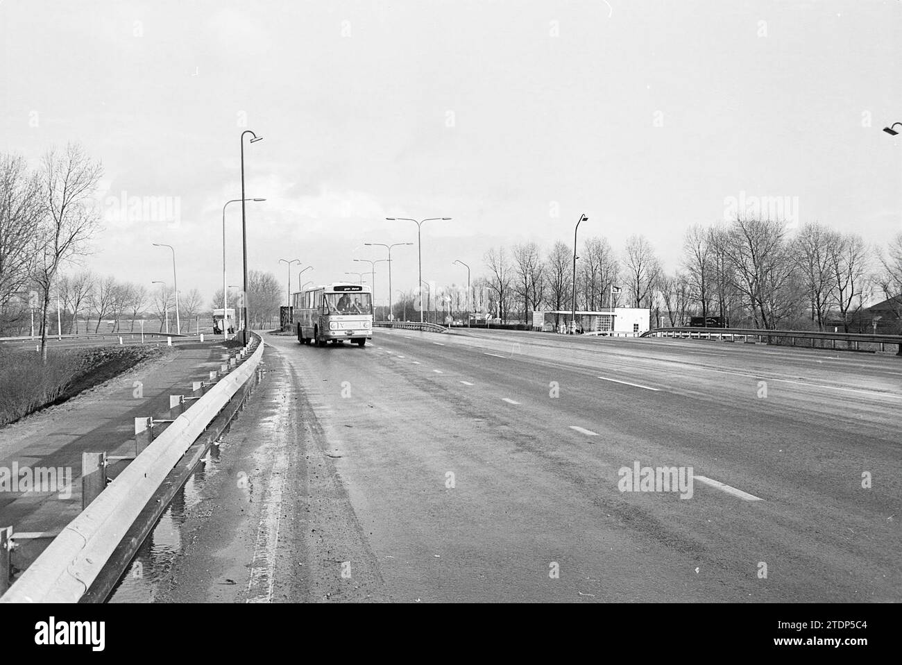 Road test bus 1041 hi-res stock photography and images - Alamy