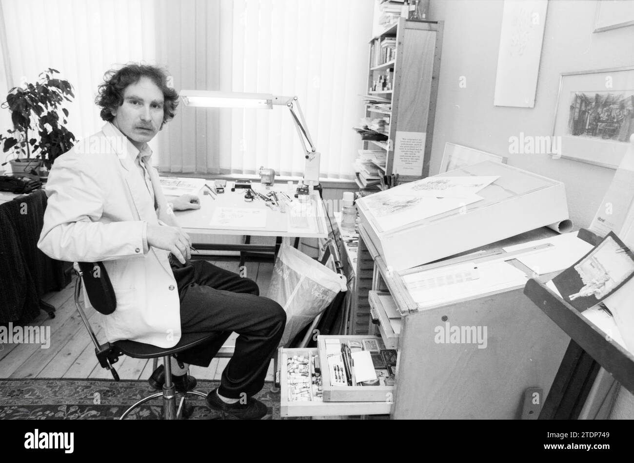 Draftsman Giel van Veen, Drawings, drawings, 17-03-1988, Whizgle News ...