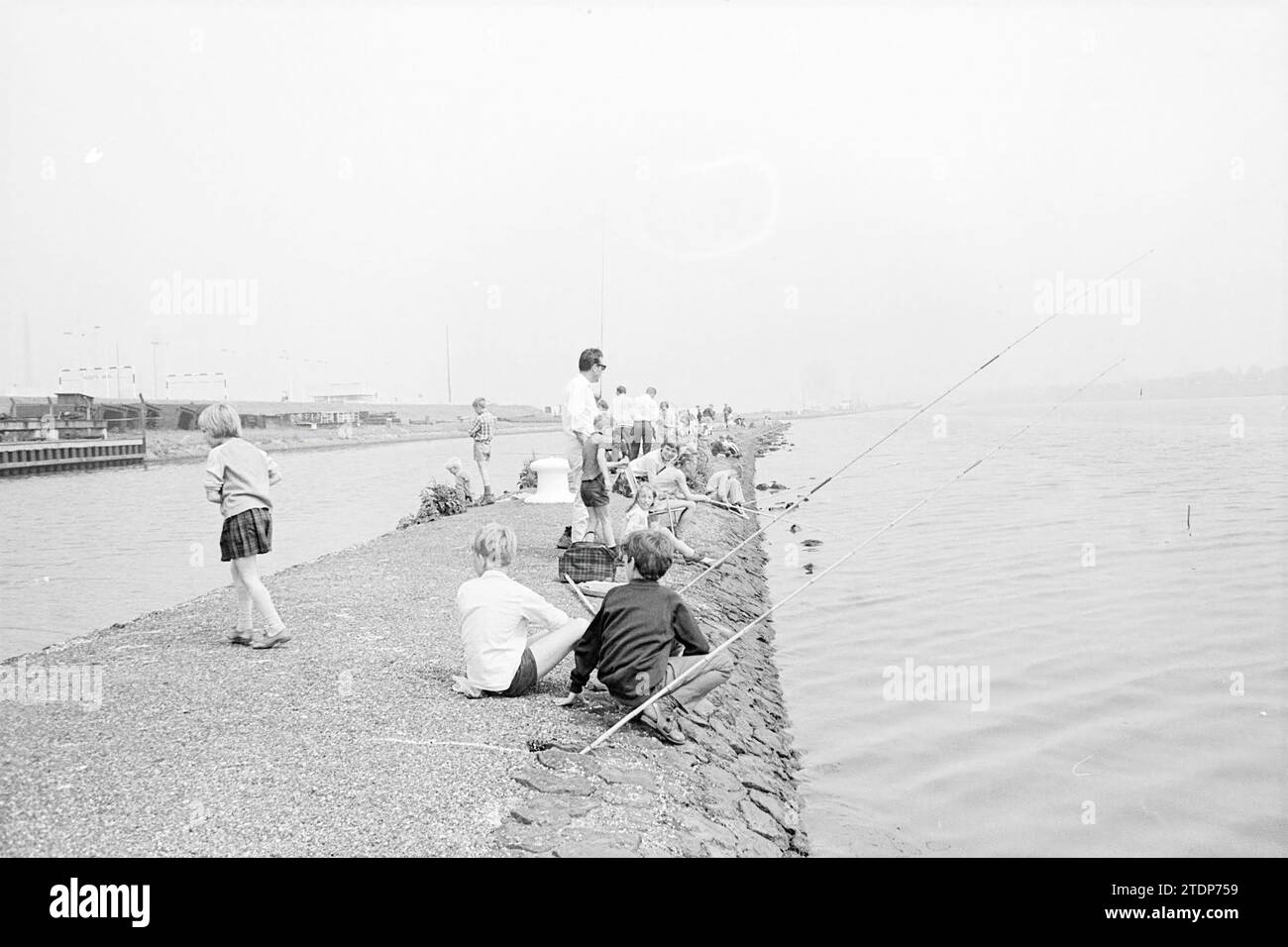 Fishing competitions school Velsen, Visserij and others, fishmongers ...