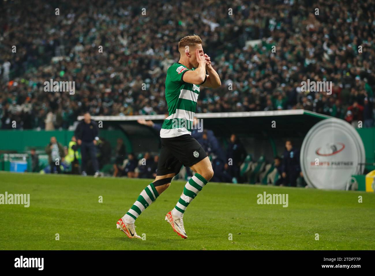 Lisbon, Portugal. 18th Dec, 2023. Viktor Gyokeres (SportingCP) Football ...