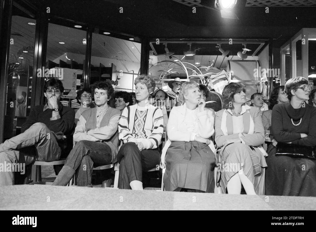 1983 fashion hi-res stock photography and images - Alamy