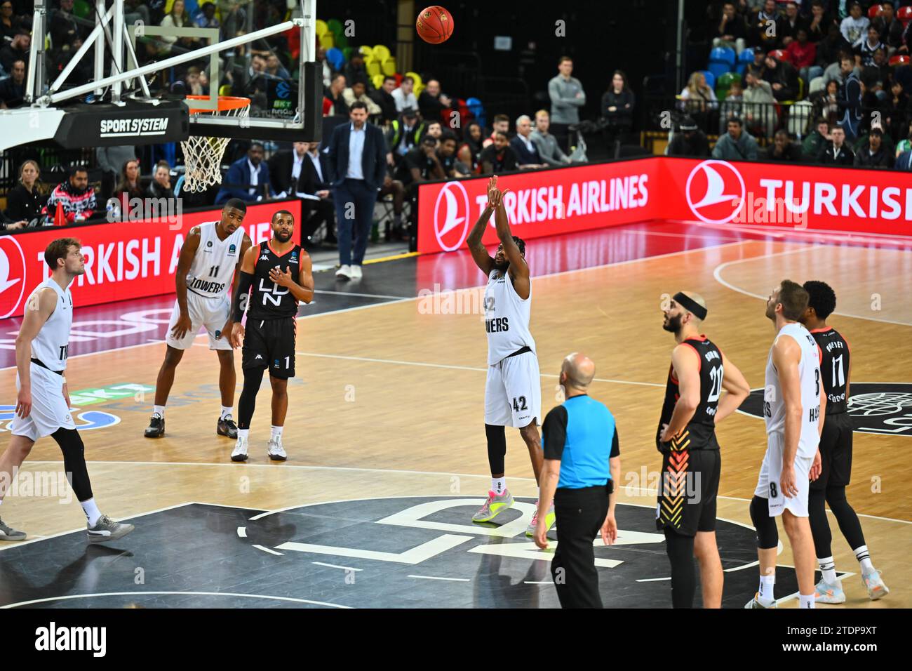 London Lions v Veolia Towers Hamburg in the Euro Cup of Basketball at the Copper Box Arena ...