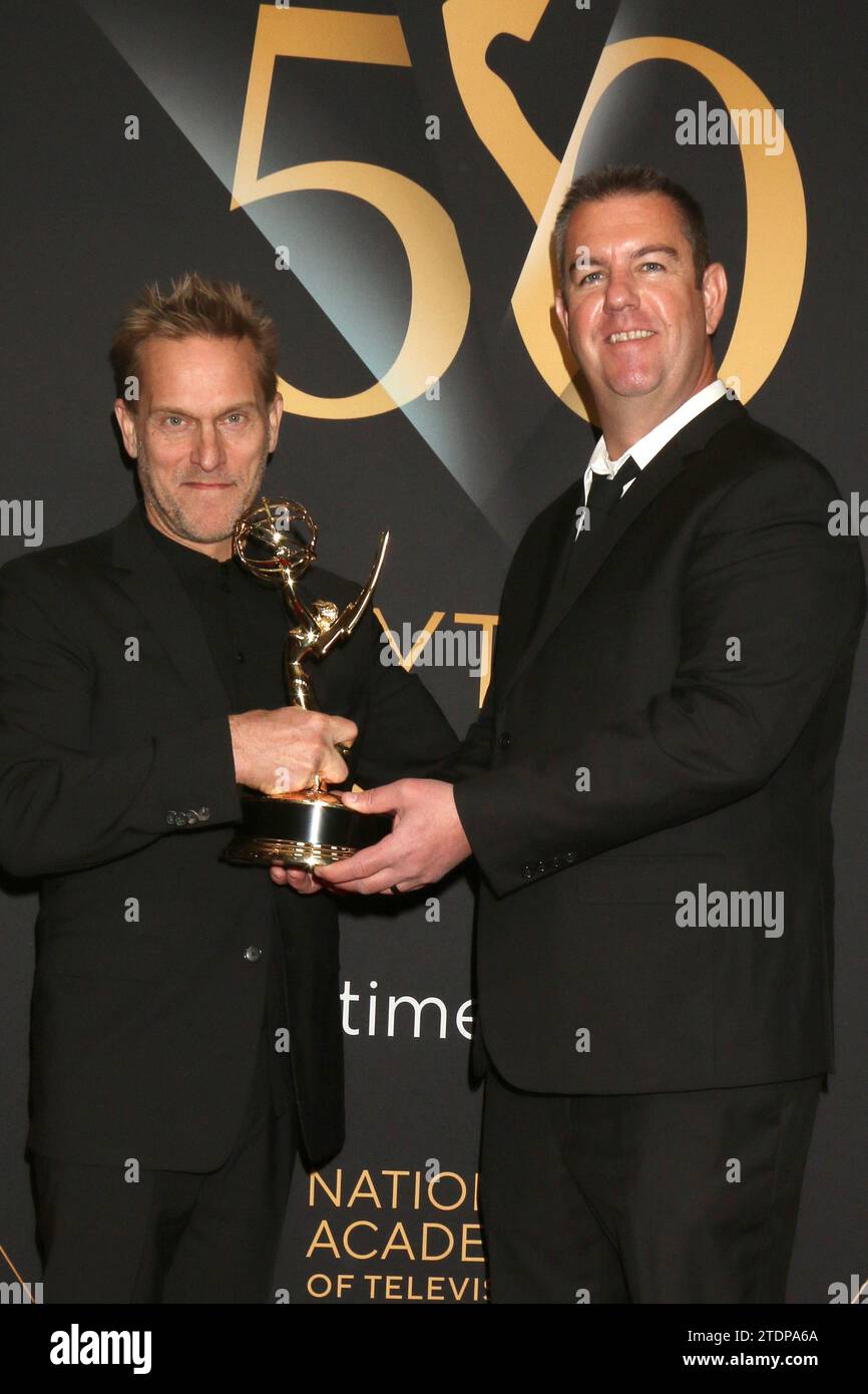 LOS ANGELES - DEC 16: Joe Terry - Kelly Clarkson Show Directing Team ...