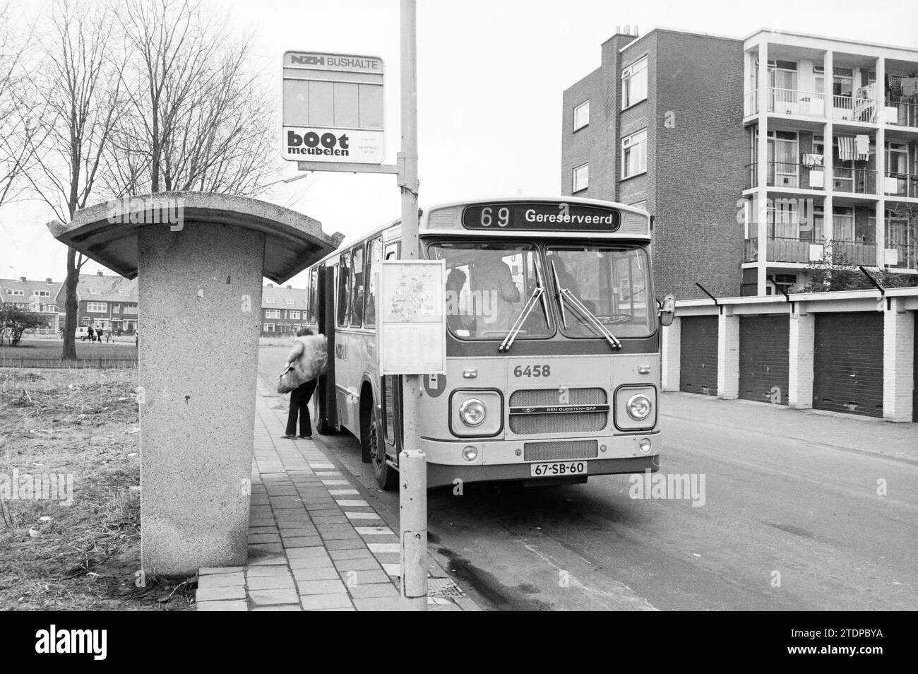Gunpowder line 2 hi-res stock photography and images - Alamy
