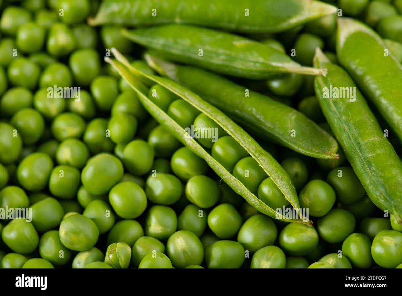 Peal hi-res stock photography and images - Alamy