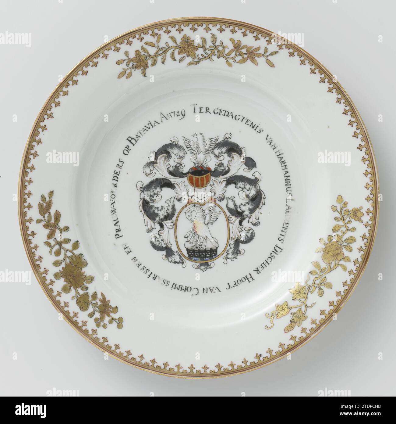 Plate, anonymous, c. 1750 Porcelain plate, painted on the glaze in red ...