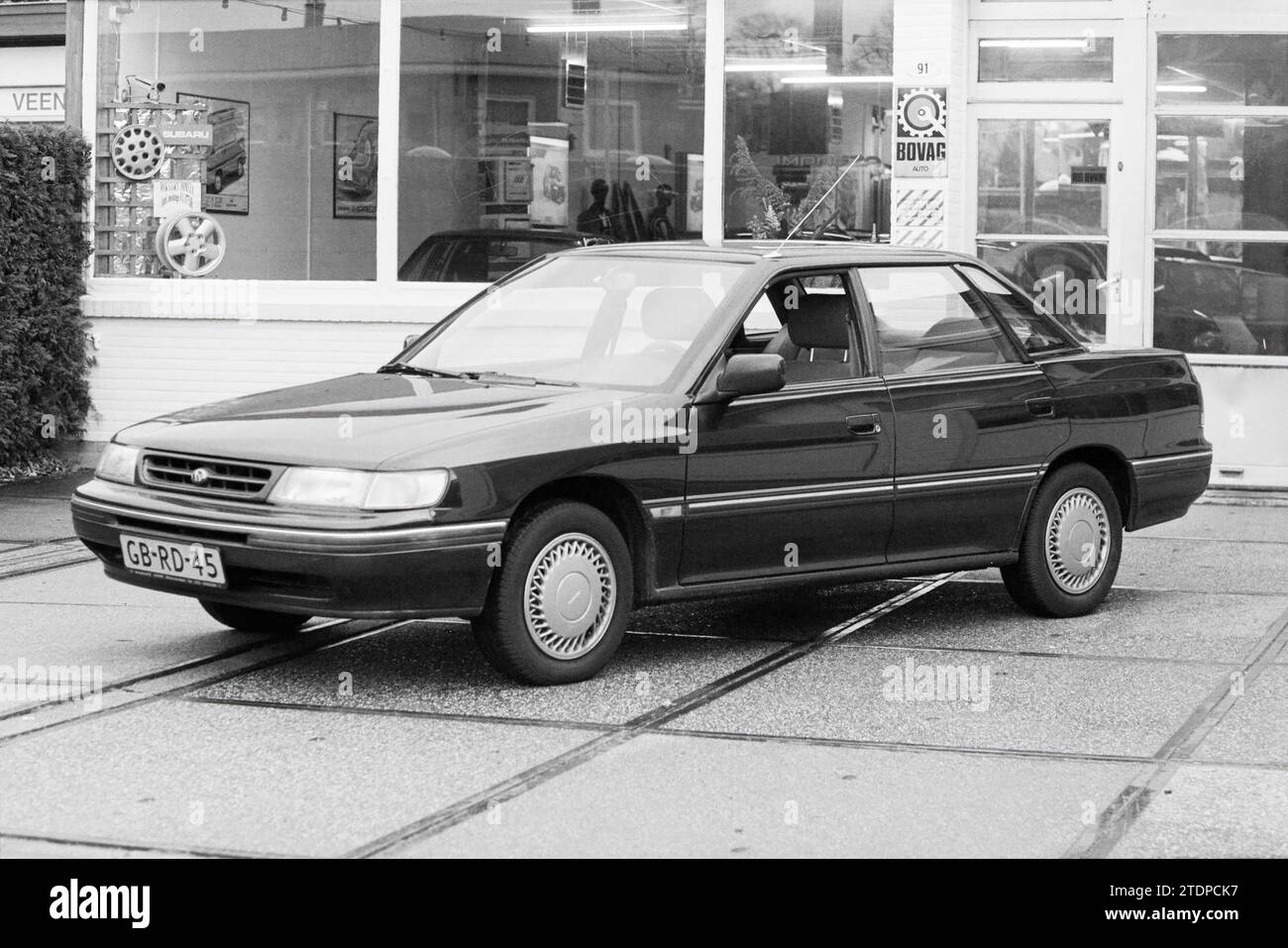 Car company van lent hi-res stock photography and images - Alamy