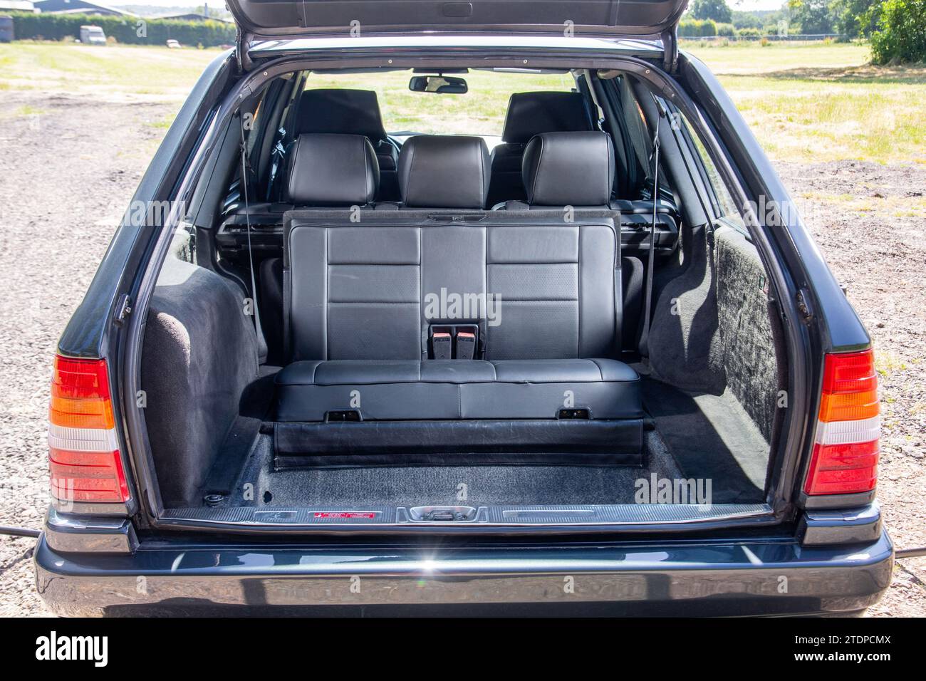 W124 Mercedes E500 estate, German super car station wagon Stock Photo ...
