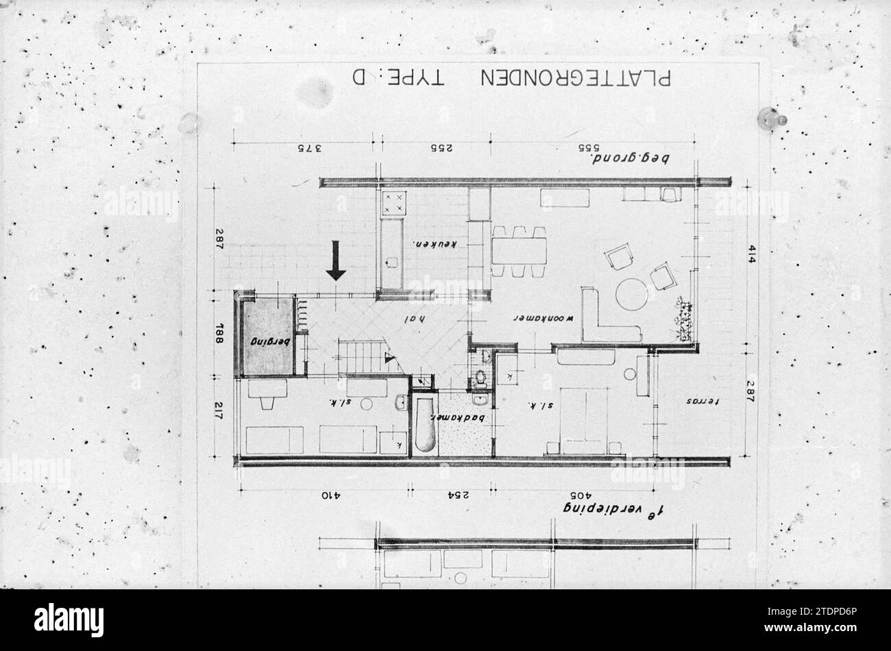 Floor plans and drawings of new-build homes, 16-04-1968, Whizgle News ...