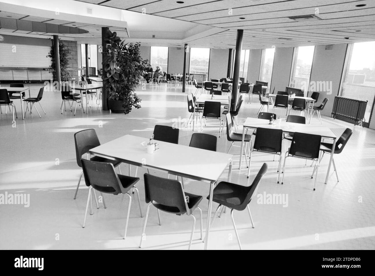 Interior hd canteen hi-res stock photography and images - Alamy