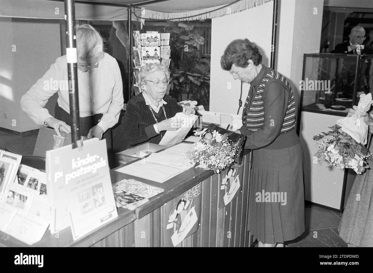 15 11 1983 hi-res stock photography and images - Alamy