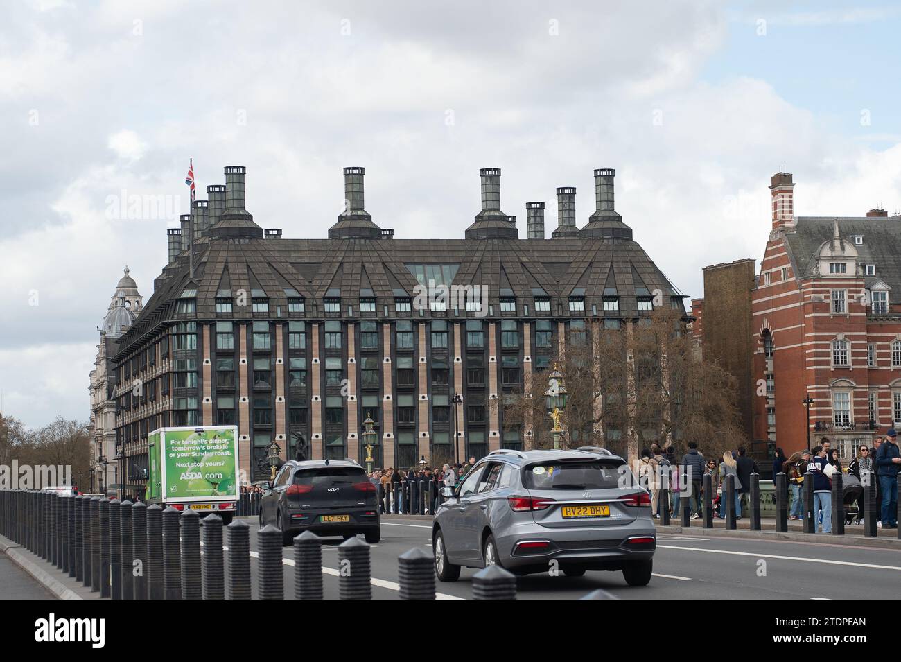 Racc building hi-res stock photography and images - Alamy