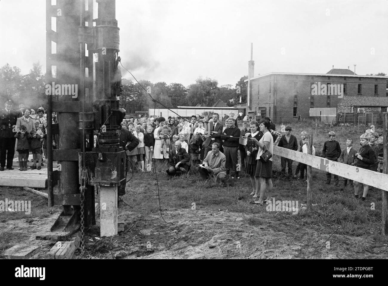 First pile kindergarten, Vogelenzang, First pile, 18-09-1968, Whizgle ...