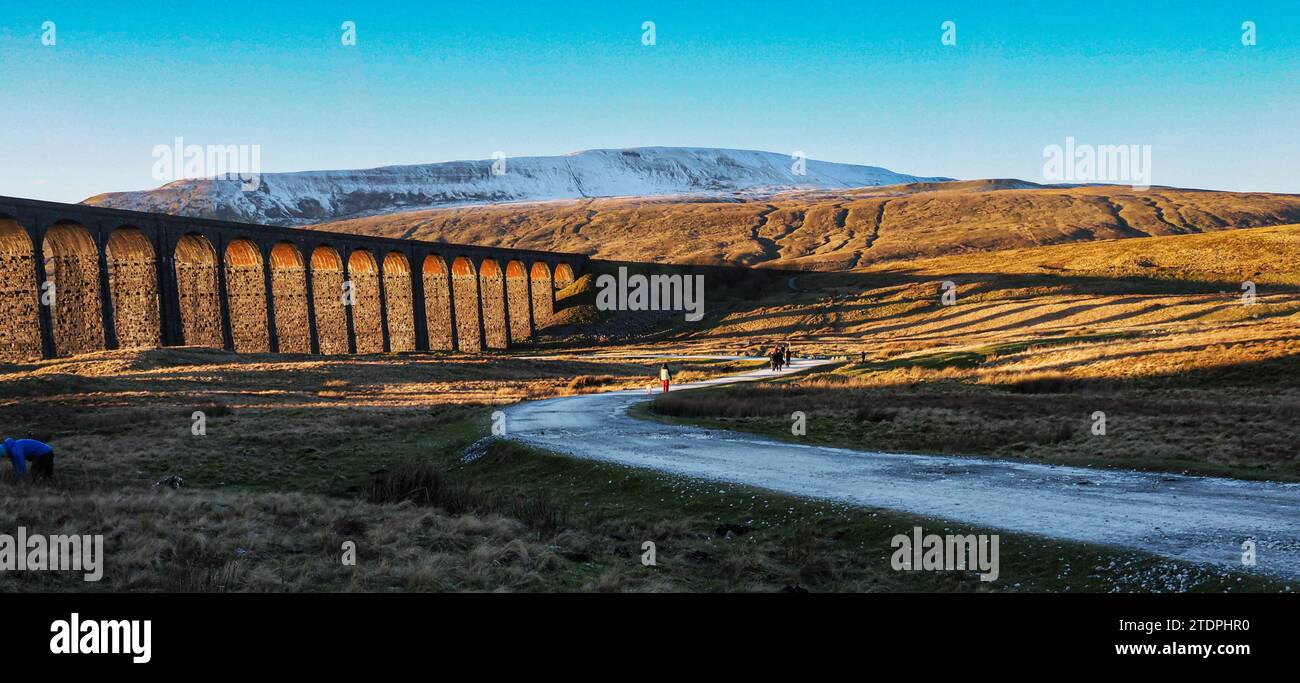 Ribblehead viaduct in Yorkshire Stock Photo - Alamy