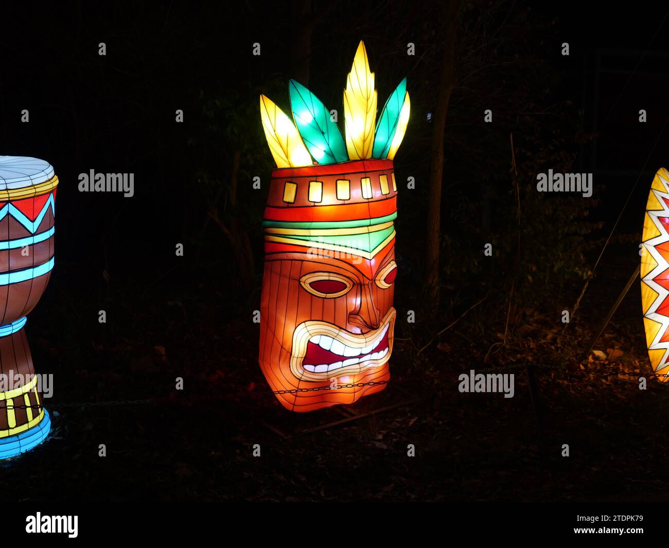 Kansas City, Missouri - December 14, 2023: Glowild Christmas Lights at ...