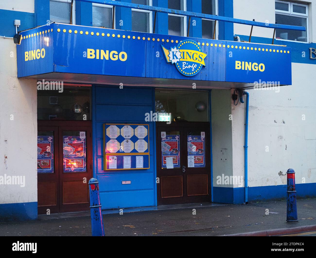 Sheerness, Kent, UK. 19th Dec, 2023. An OAP bingo fan from Sheerness ...