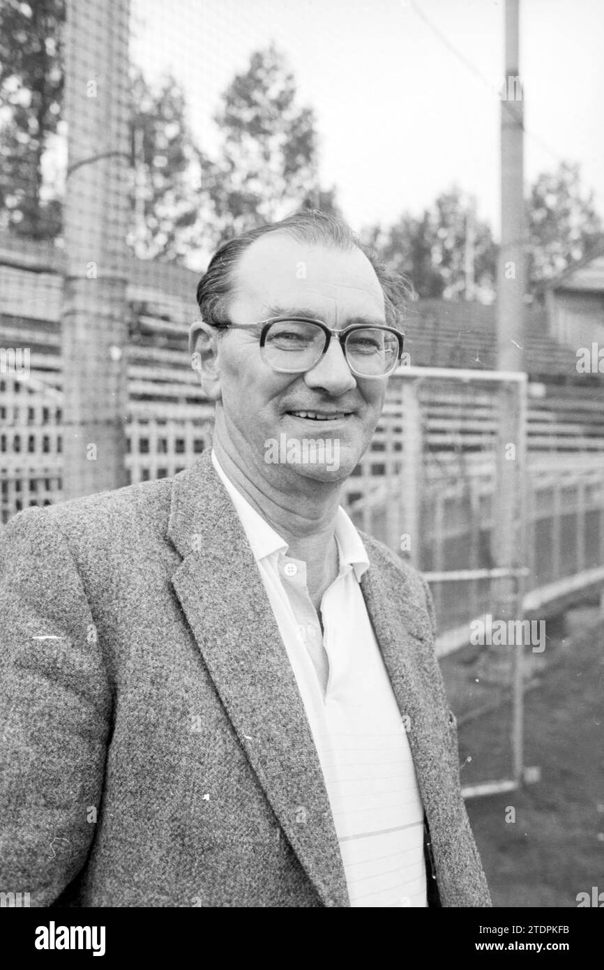Portraits of players Ned. Baseball team, Baseball characters, 22-06 ...