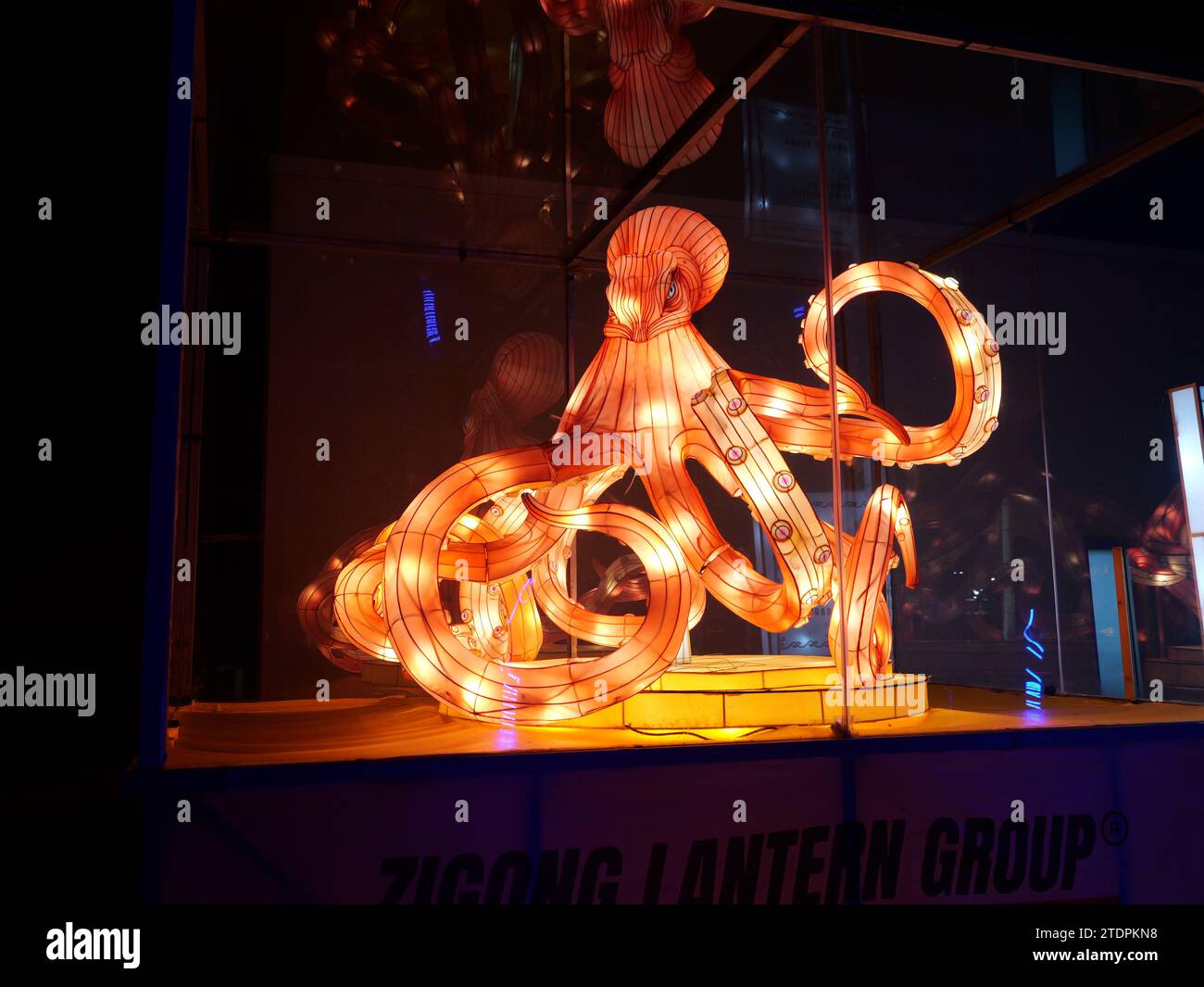 Kansas City, Missouri - December 14, 2023: Glowild Christmas Lights at ...