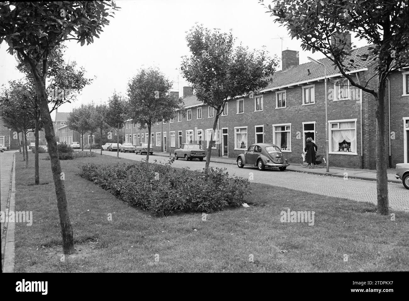 Houses Velsen-Noord (Ir. Krijgerstraat - Stratingplantsoen), Houses and ...